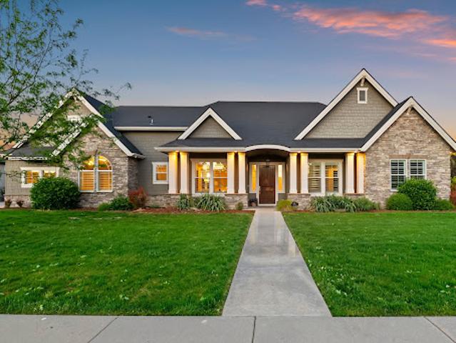 House with pool
