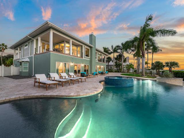 House with pool