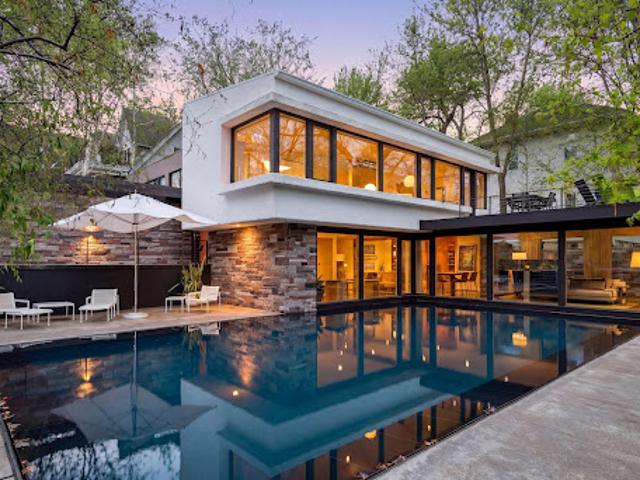 House with pool