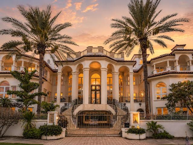 House with pool