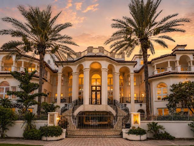 House with pool