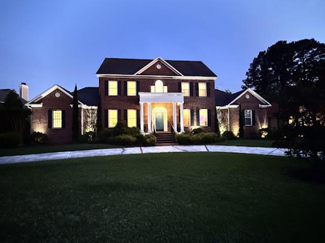 House with pool