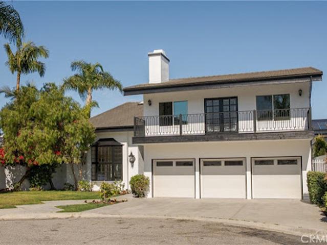 House with pool