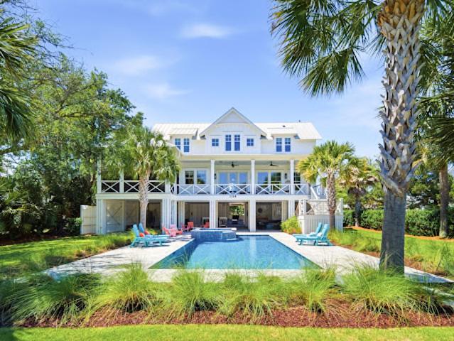 House with pool