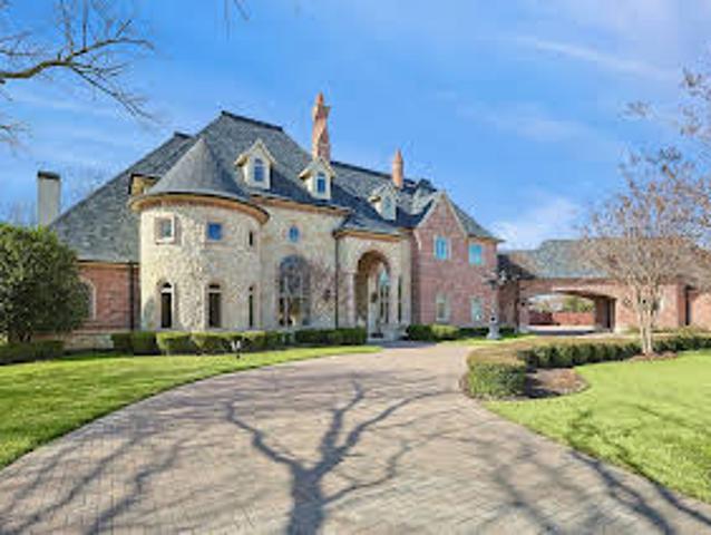 House with Pool