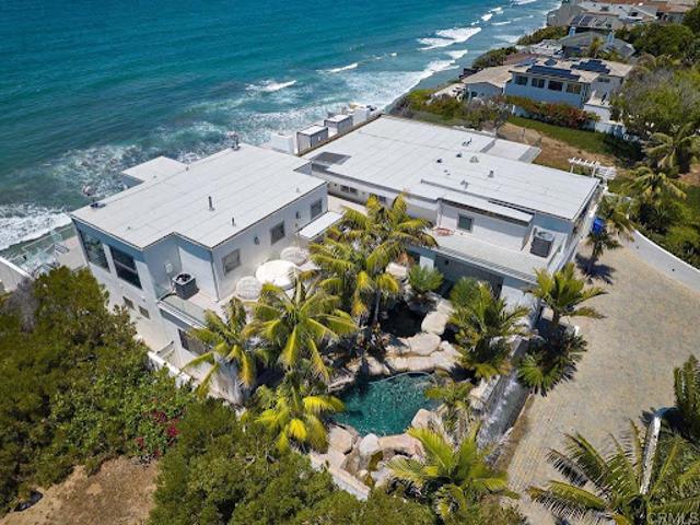 House with pool