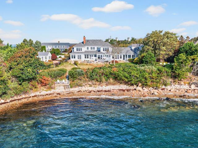 House with pool