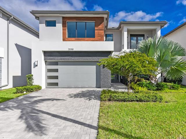 House with pool