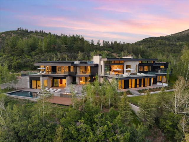 House with pool