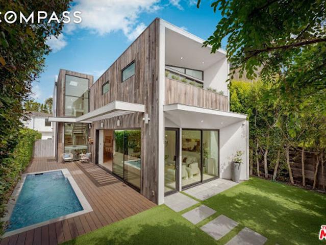 House with pool