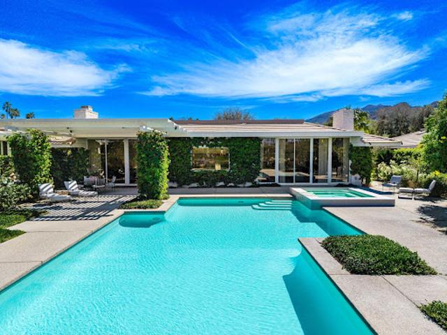 House with pool