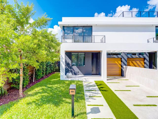 House with pool