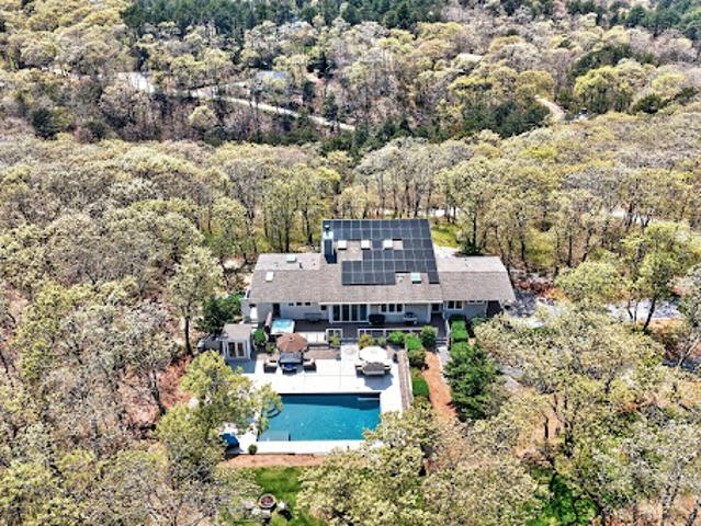 House with pool