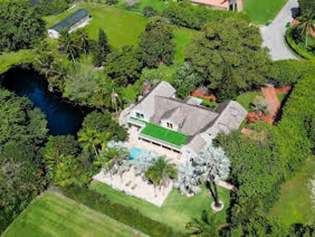 House with Pool