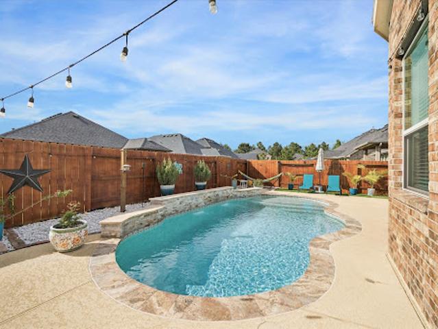 House with pool