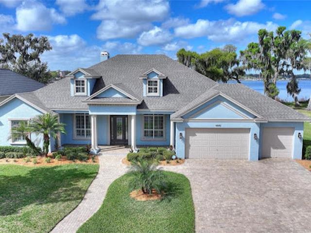 House with pool