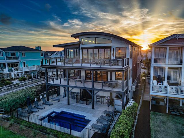 House with pool
