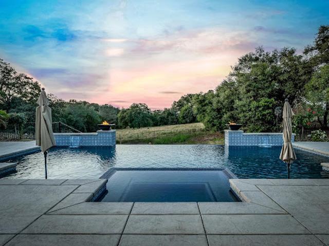 House with pool