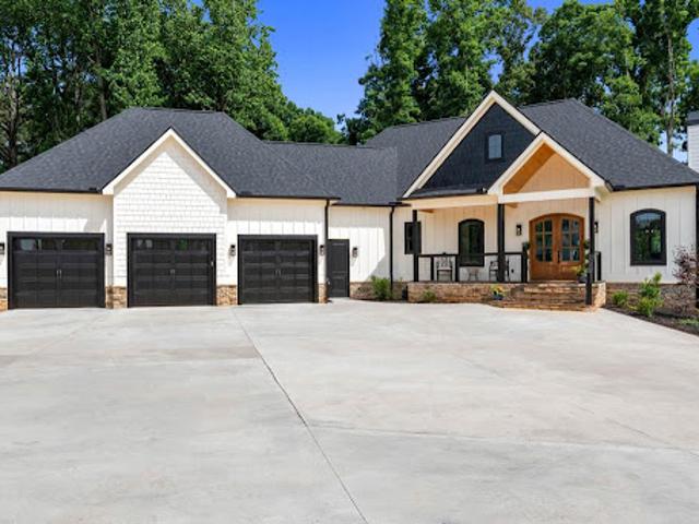 House with pool