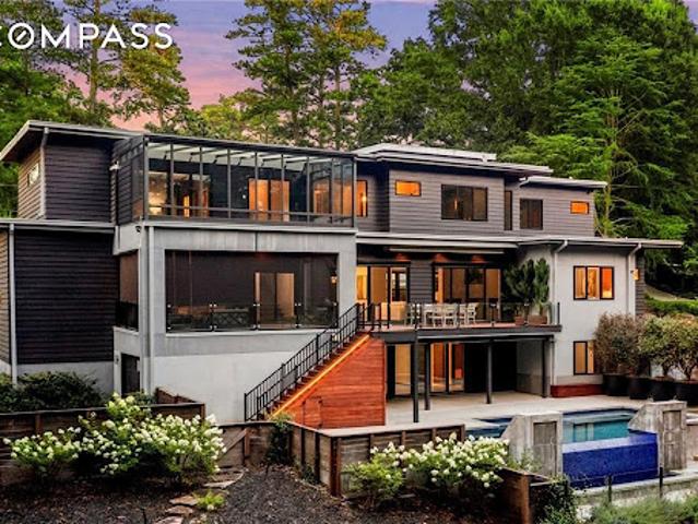 House with pool