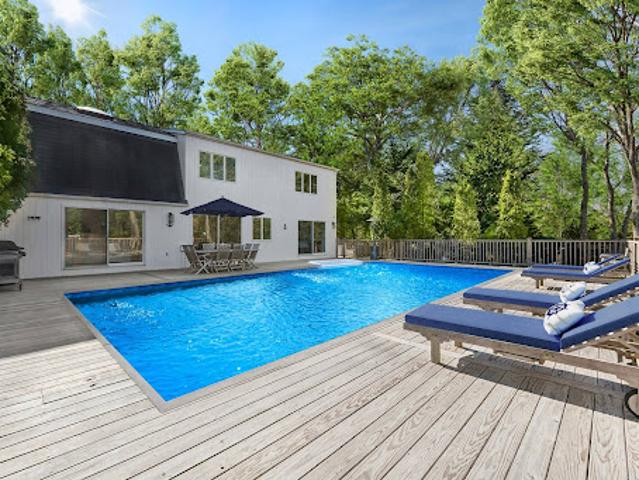 House with pool