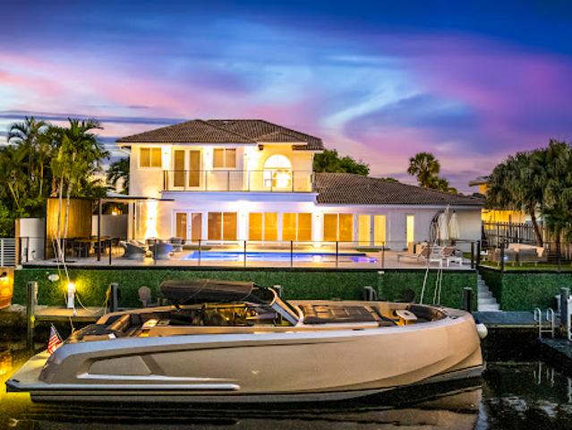 House with pool