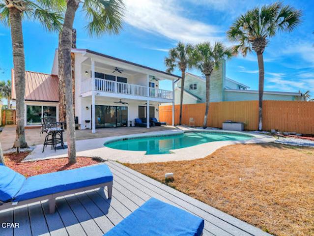 House with pool