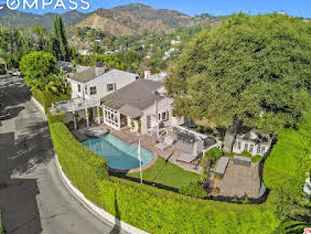 House with Pool