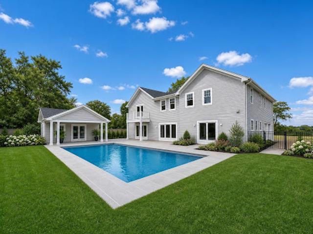 House with pool