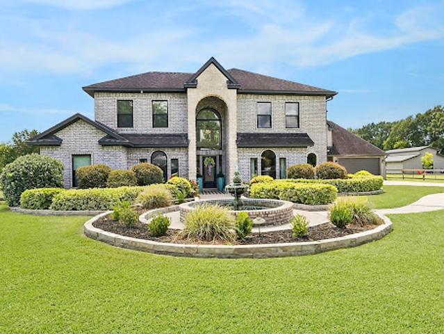 House with pool