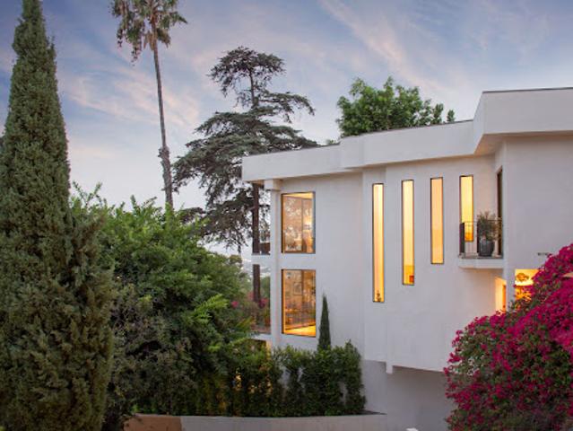 House with pool