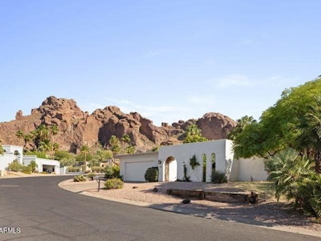 House with pool