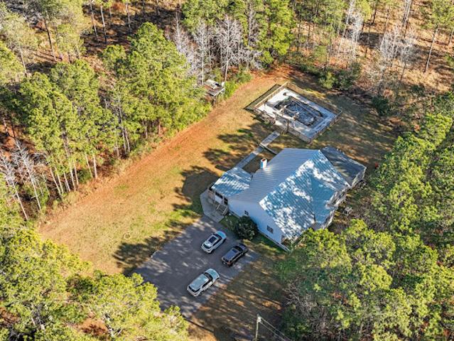House with pool