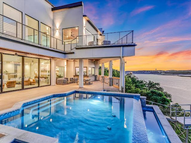 House with pool