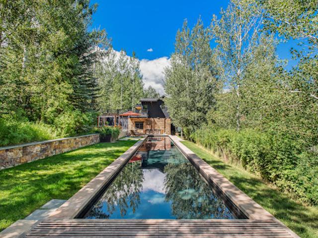 House with pool