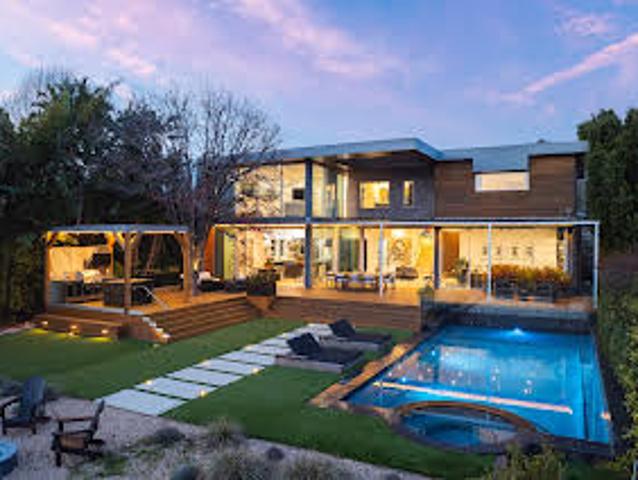 House with Pool