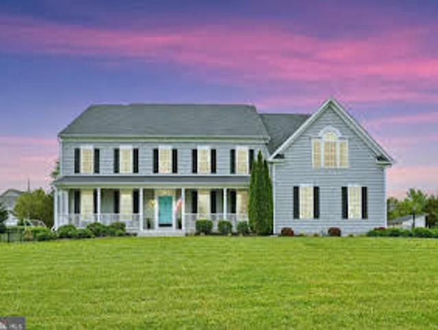 House with Pool