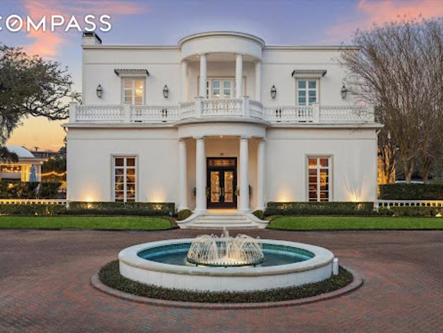 House with pool