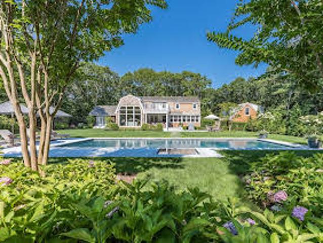 House with Pool