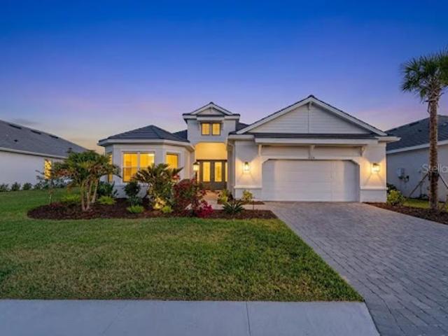 House with pool