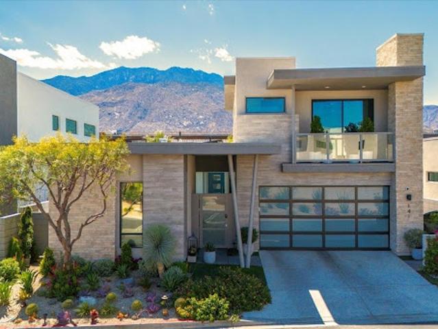 House with pool
