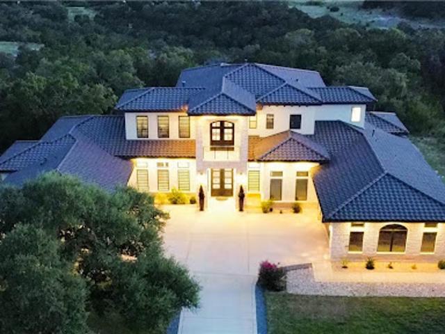 House with pool