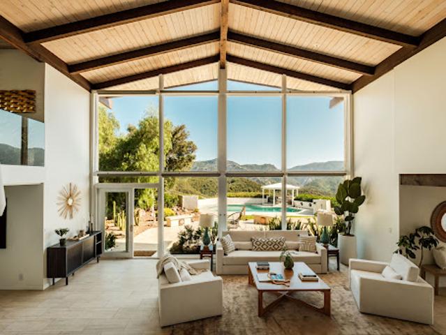House with pool
