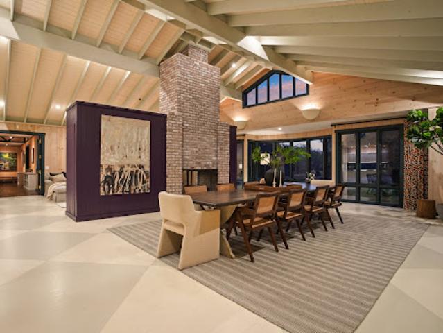 House with pool