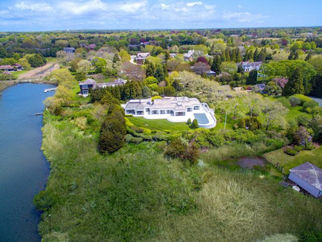 House with pool