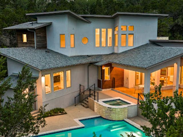 House with pool