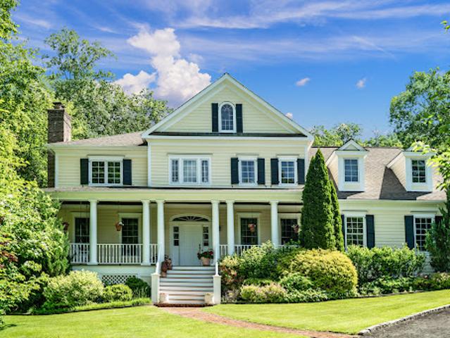 House with pool