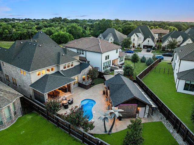 House with pool