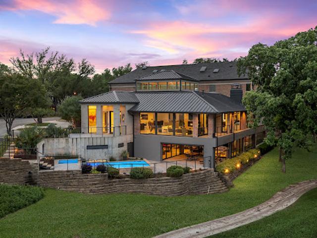 House with pool