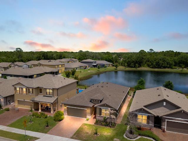 House with pool